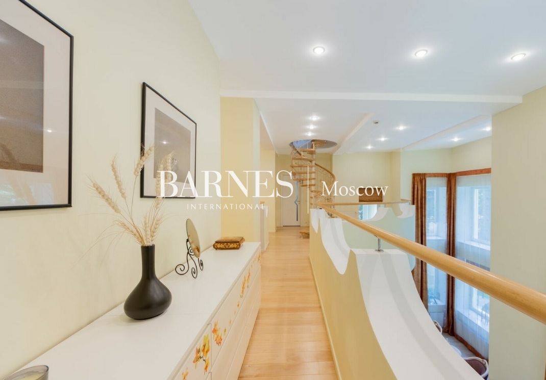 дома и виллы (ID)572066, на Рублёво-Успенское шоссе